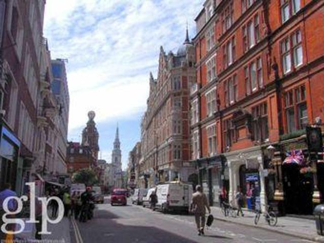 2 Bedrooms Flat for rent in St Martins Lane, Covent Garden WC2N