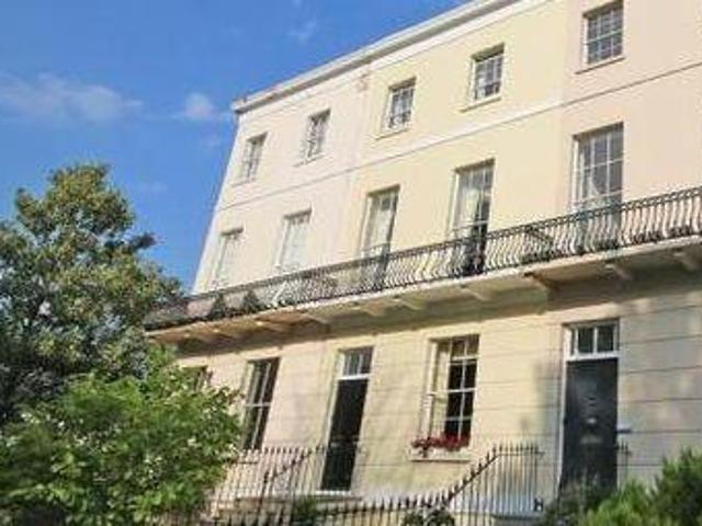 2 Bedrooms Flat for rent in St. Stephens Road, Cheltenham GL51