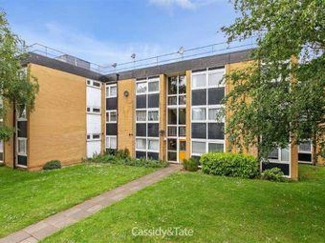 2 Bedrooms Flat for rent in St Pauls Place, St Albans, Hertfordshire AL1