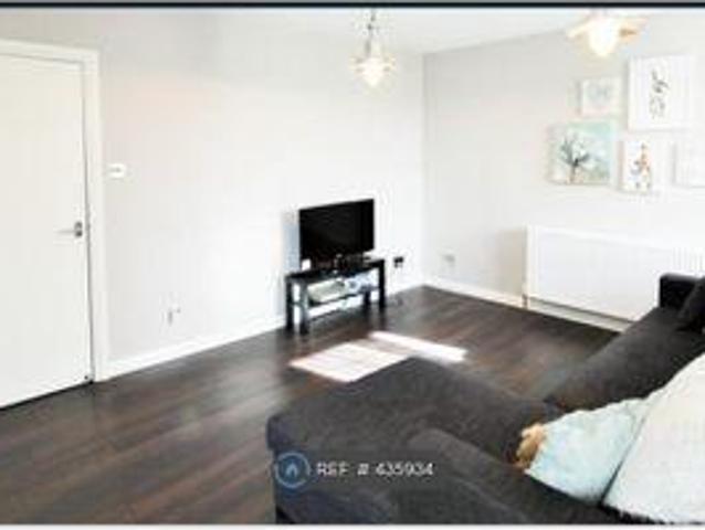 2 Bedrooms Flat for rent in St. Peters Road, South Croydon CR0