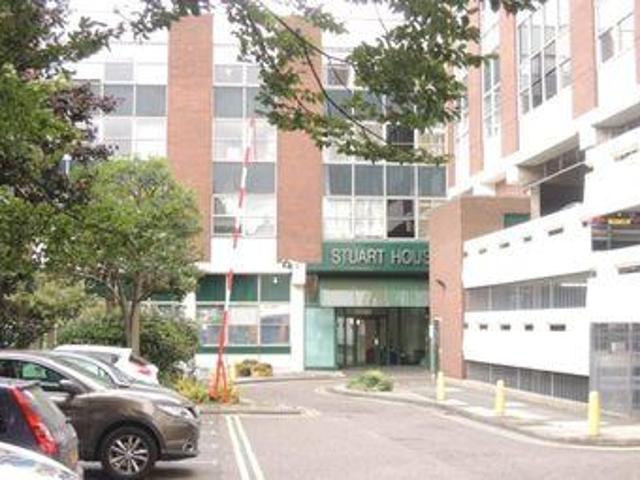 2 Bedrooms Flat for rent in St. Peters Street, Colchester CO1