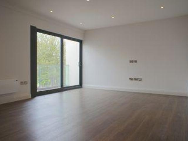 2 Bedrooms Flat for rent in St Winefride´s, Romilly Crescent, Pontcanna CF11