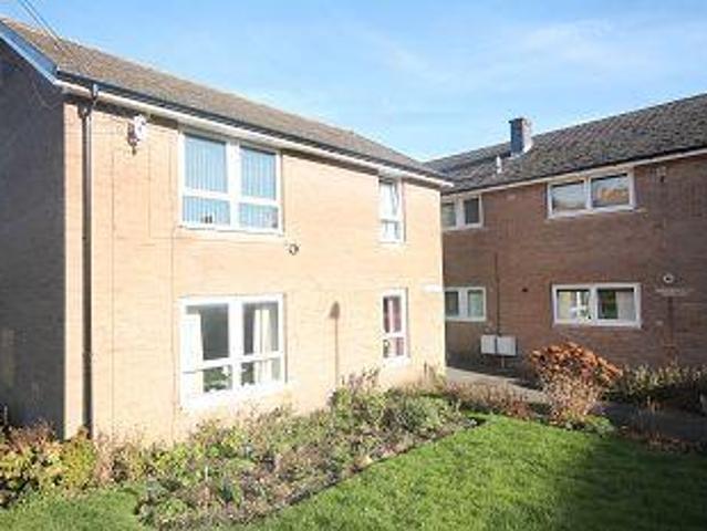 2 Bedrooms Flat for rent in St. Thomas Rd, Crookes, Sheffield S10