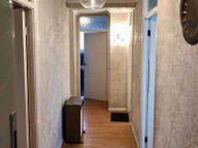 2 Bedrooms Flat for rent in Staines Road, Ilford IG1