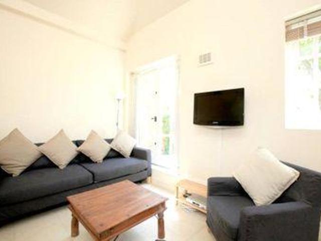 2 Bedrooms Flat for rent in Stannary Street, London SE11