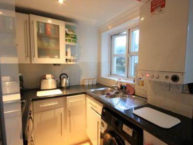 2 Bedrooms Flat for rent in Stanford Road, Brighton BN1