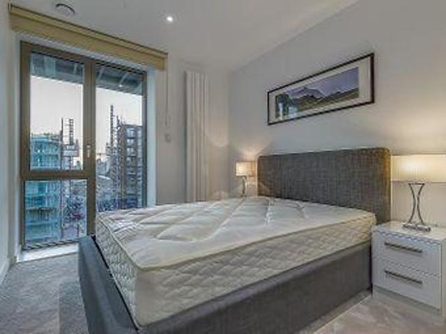 2 Bedrooms Flat for rent in Starboard Way, London E16