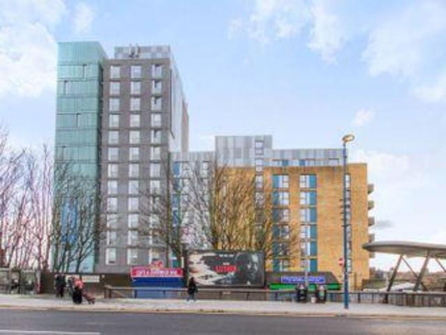 2 Bedrooms Flat for rent in Station Approach, Walthamstow E17