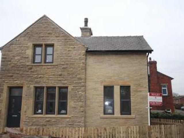 2 Bedrooms Flat for rent in Station House, Higher Shady Lane, Bromley Cross, Bolton BL7