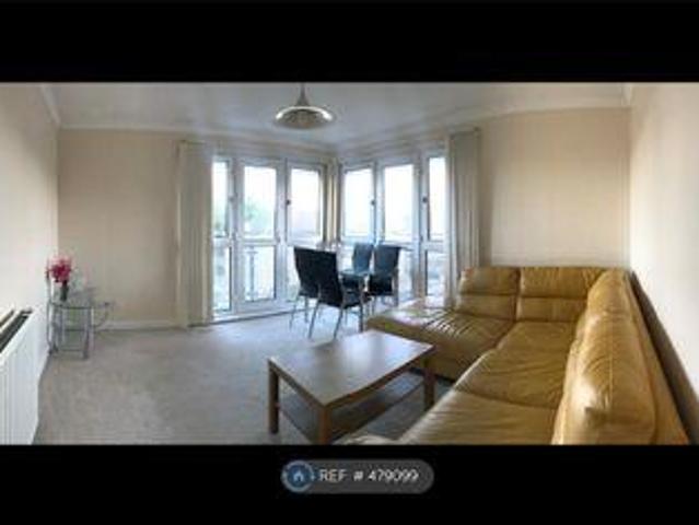 2 Bedrooms Flat for rent in Stenhouse Gardens, Edinburgh EH11