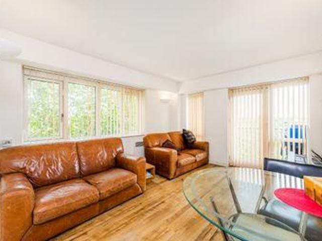 2 Bedrooms Flat for rent in Stepney Way, London E1