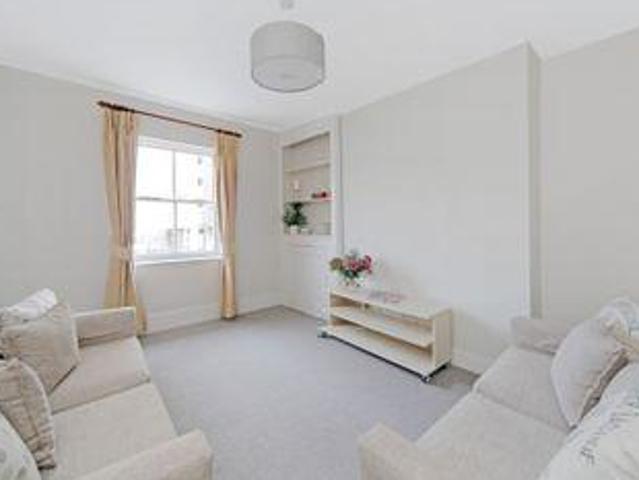 2 Bedrooms Flat for rent in Stephendale Road, London SW6