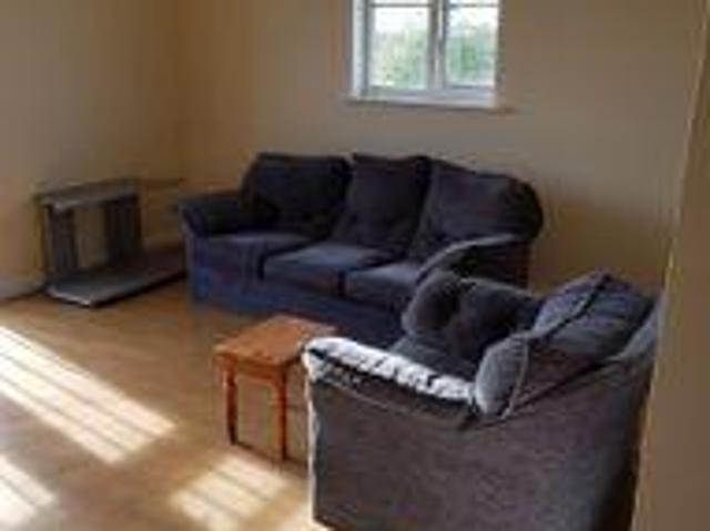 2 Bedrooms Flat for rent in Stern Close, Barking IG11