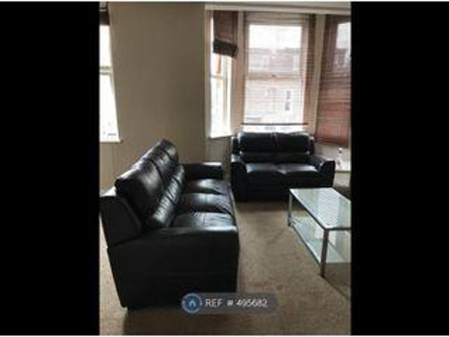 2 Bedrooms Flat for rent in Stockton Road, Manchester M21