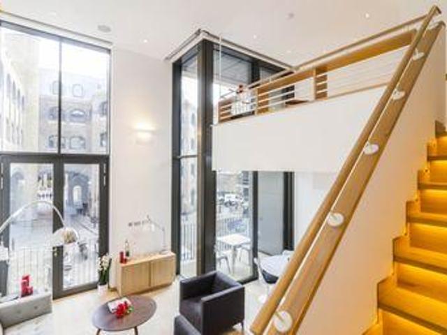 2 Bedrooms Flat for rent in Stoney Street, London SE1