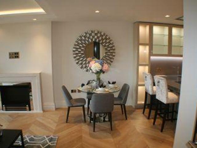 2 Bedrooms Flat for rent in Strand, London WC2R