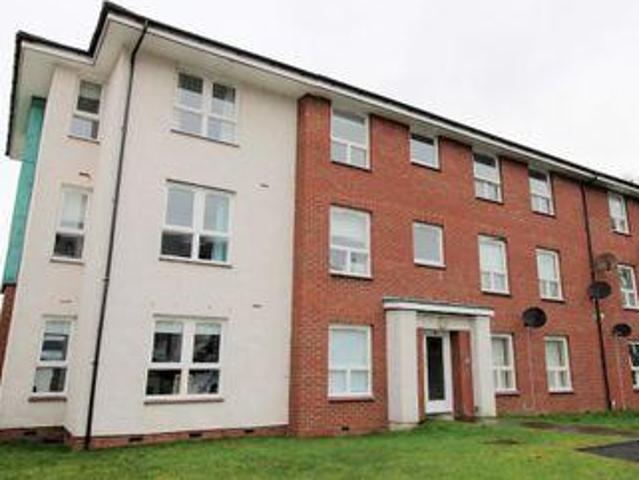 2 Bedrooms Flat for rent in Strathblane Gardens, Glasgow G13
