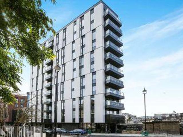 2 Bedrooms Flat for rent in Sutherland Street, London SW1V