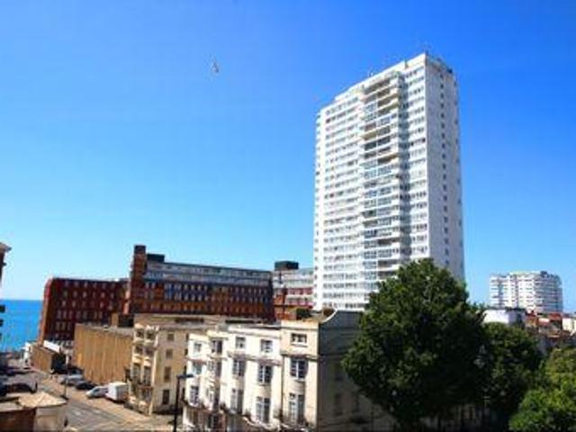 2 Bedrooms Flat for rent in Sussex Heights St. Margarets Place, Brighton BN1