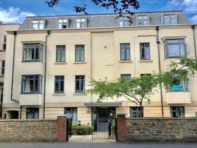 2 Bedrooms Flat for rent in Sussex Place, Bristol BS2