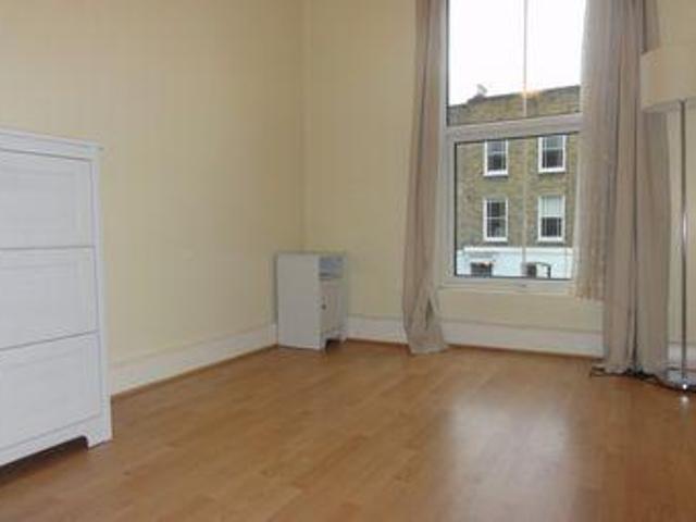 2 Bedrooms Flat for rent in Sussex Way, London N7