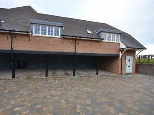 2 Bedrooms Flat for rent in Swynnerton, Stone ST15