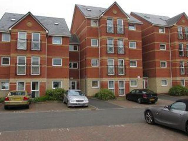 2 Bedrooms Flat for rent in Swan Lane, Coventry CV2