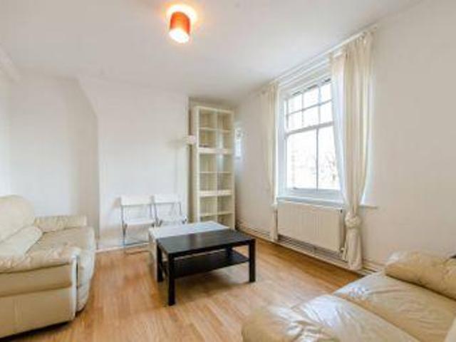 2 Bedrooms Flat for rent in Swanfield Street, Shoreditch, London E2