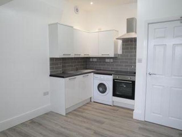 2 Bedrooms Flat for rent in Swinburne Street, Derby DE1