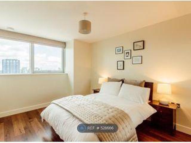 2 Bedrooms Flat for rent in Switch House, London E14