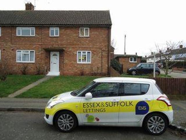 2 Bedrooms Flat for rent in Sycamore Road, Colchester, Essex CO4