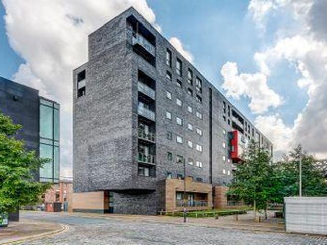 2 Bedrooms Flat for rent in Potato Wharf, Manchester M3