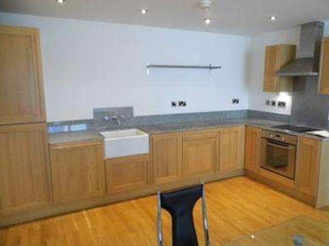 2 Bedrooms Flat for rent in Pollard Street, Manchester M4