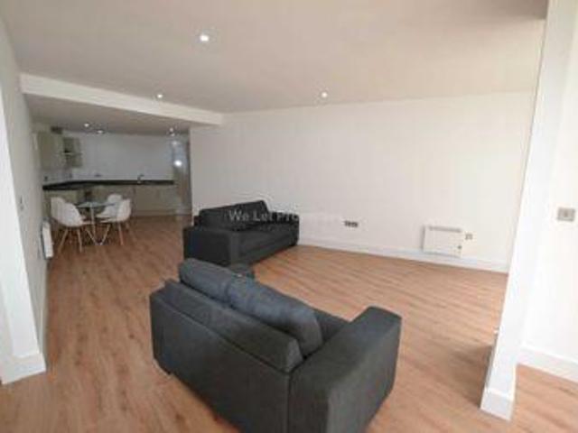 2 Bedrooms Flat for rent in Pollard Street, Manchester M4