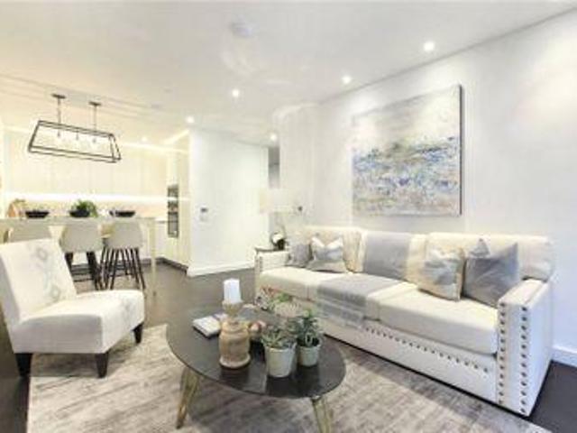 2 Bedrooms Flat for rent in Ponton Road, Nine Elms, London SW8