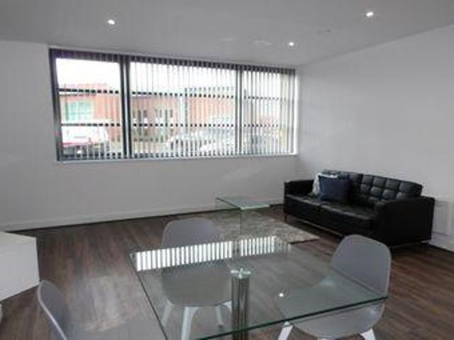 2 Bedrooms Flat for rent in Pope Street, Birmingham B1