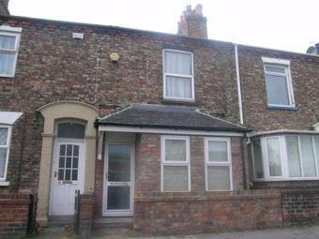 2 Bedrooms Flat for rent in Poppleton Road, York YO24