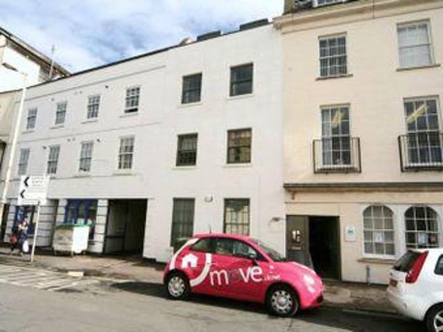 2 Bedrooms Flat for rent in Portman Terrace, Upper Bath Street, Cheltenham GL50