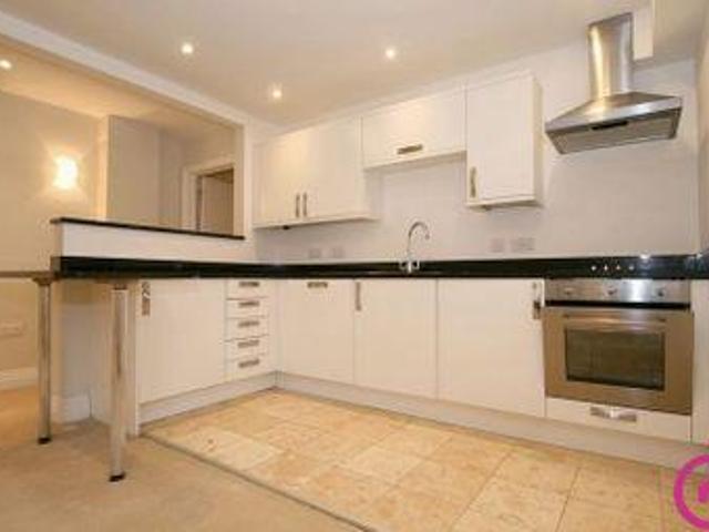 2 Bedrooms Flat for rent in Portman Terrace, Upper Bath Street, Cheltenham GL50