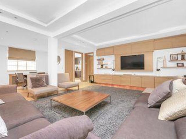 2 Bedrooms Flat for rent in Portman Square, Marylebone W1H