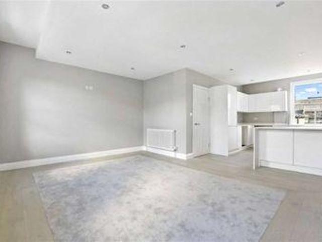 2 Bedrooms Flat for rent in Portnall Road, London W9