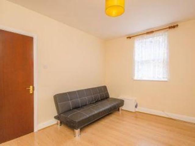 2 Bedrooms Flat for rent in Portobello Road, Notting Hill W11