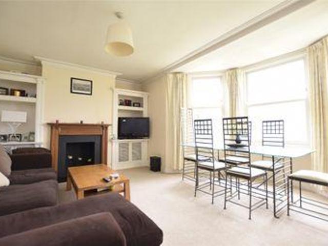 2 Bedrooms Flat for rent in Portinscale Road, Putney SW15