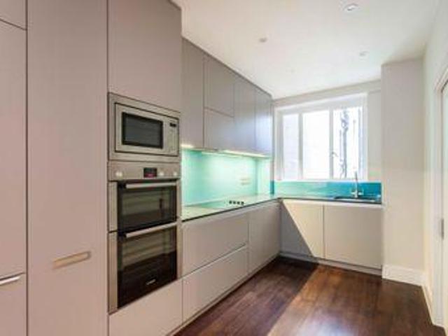 2 Bedrooms Flat for rent in Portland Place, London W1B