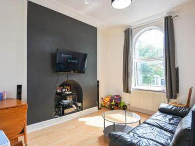 2 Bedrooms Flat for rent in Portland Road, Edgbaston, Birmingham B16