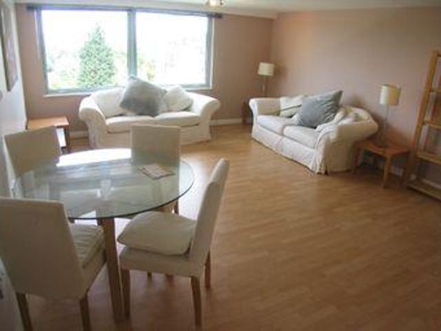 2 Bedrooms Flat for rent in Paton Close, London E3