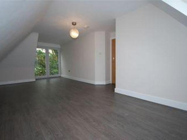 2 Bedrooms Flat for rent in Pavilion Court, 11 Station Road, Shortlands, Bromley, Kent BR2