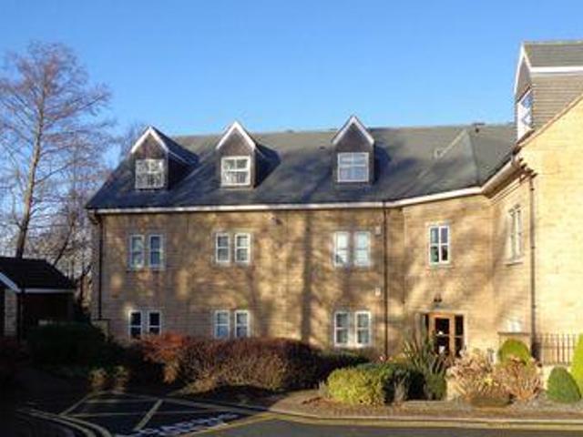 2 Bedrooms Flat for rent in Pavilion Way, Pudsey, Leeds LS28
