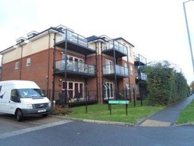 2 Bedrooms Flat for rent in Paddock Close, Windsor SL4