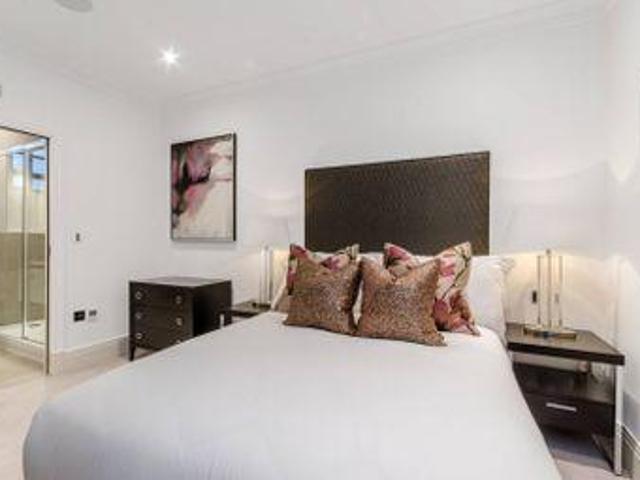 2 Bedrooms Flat for rent in Palace Wharf, Hammersmith W6